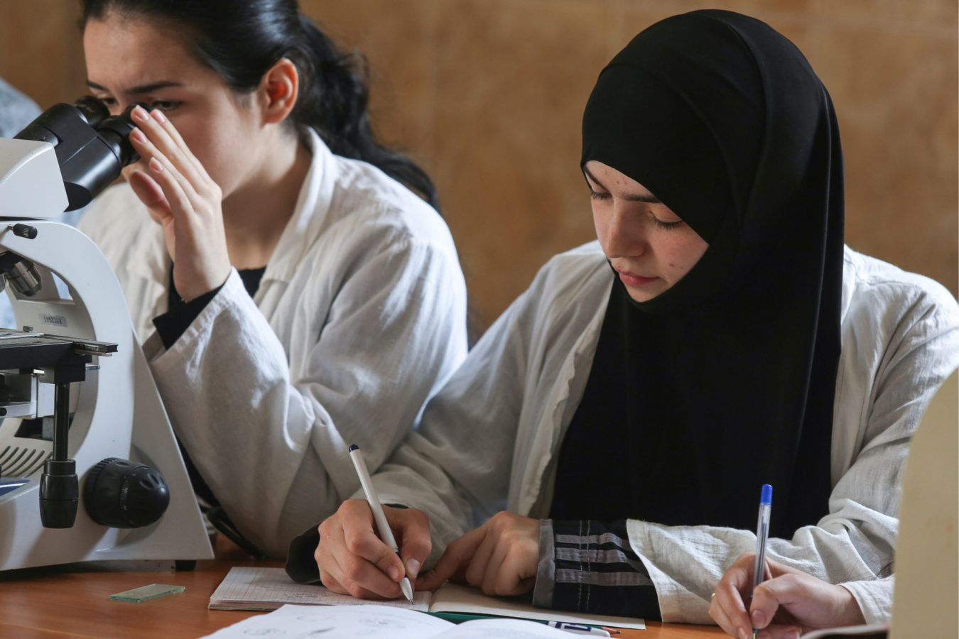 Islamic Education For Women In Dagestan – Riddle Russia
